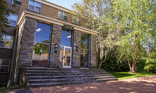 Residence Life | Lees-McRae College