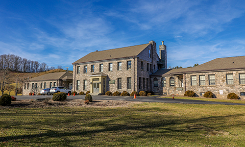 Residence Life | Lees-McRae College
