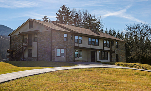 Residence Life | Lees-McRae College